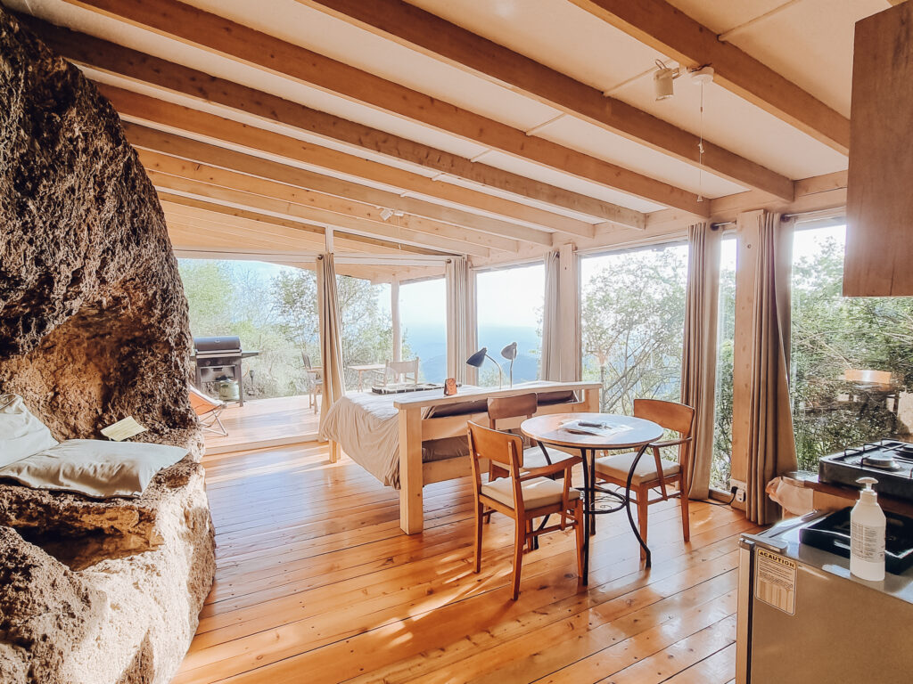 Champagne Ridge Airbnb Romantic Zen Weekend 2025