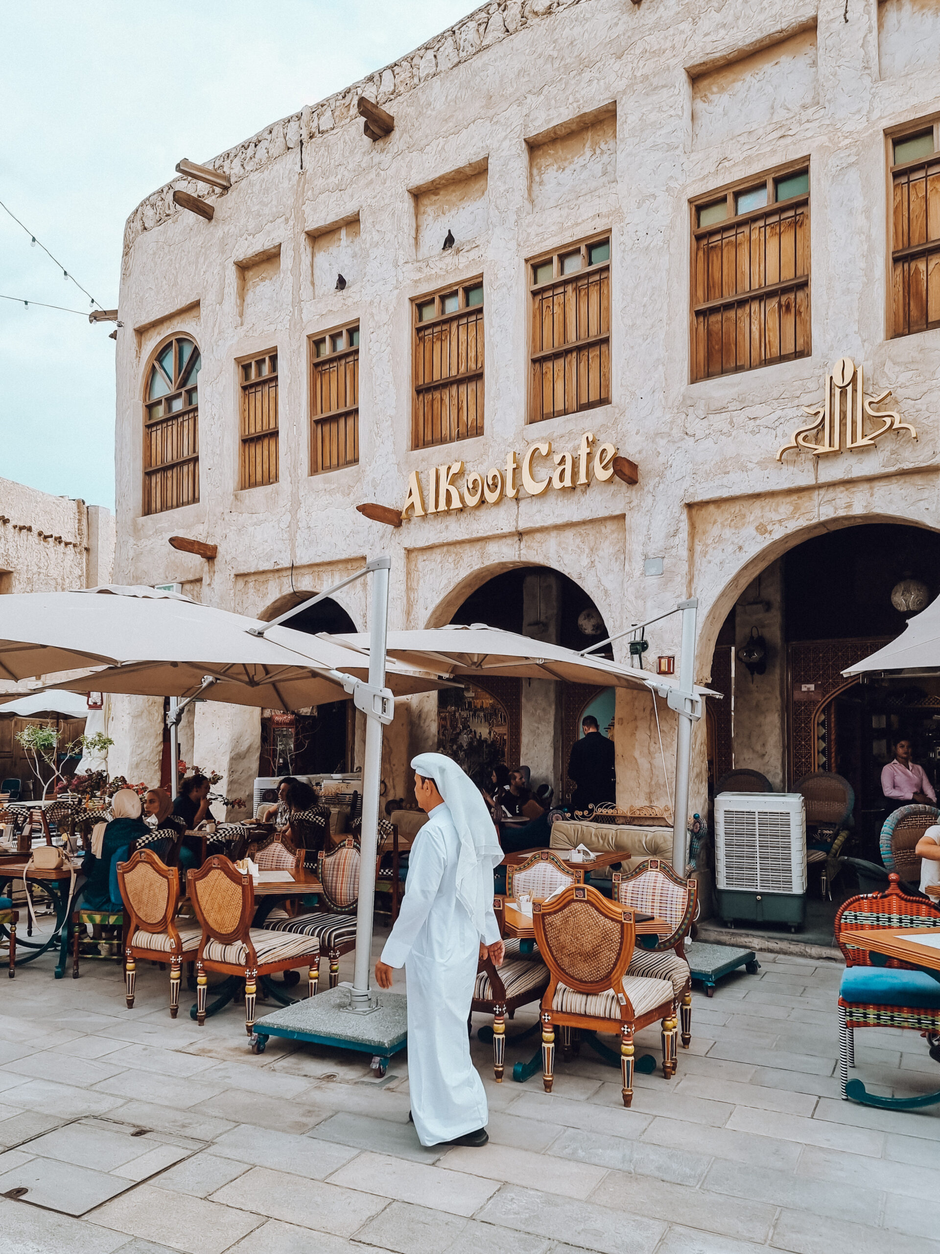 The Best 9hr+ Layover in Doha Itinerary | Travel with a Pen